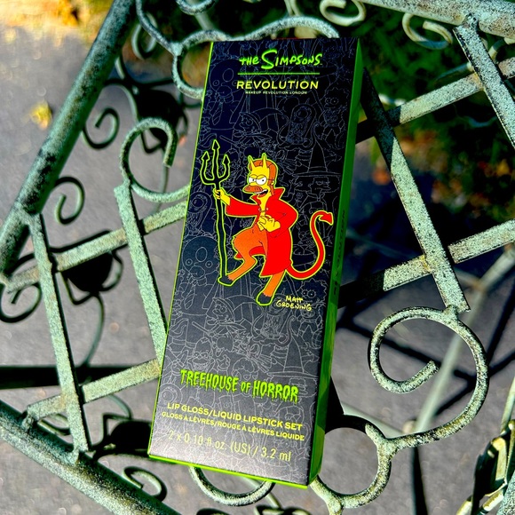 Revolution | Makeup | Revolution The Simpsons Devil Flanders Halloween ...